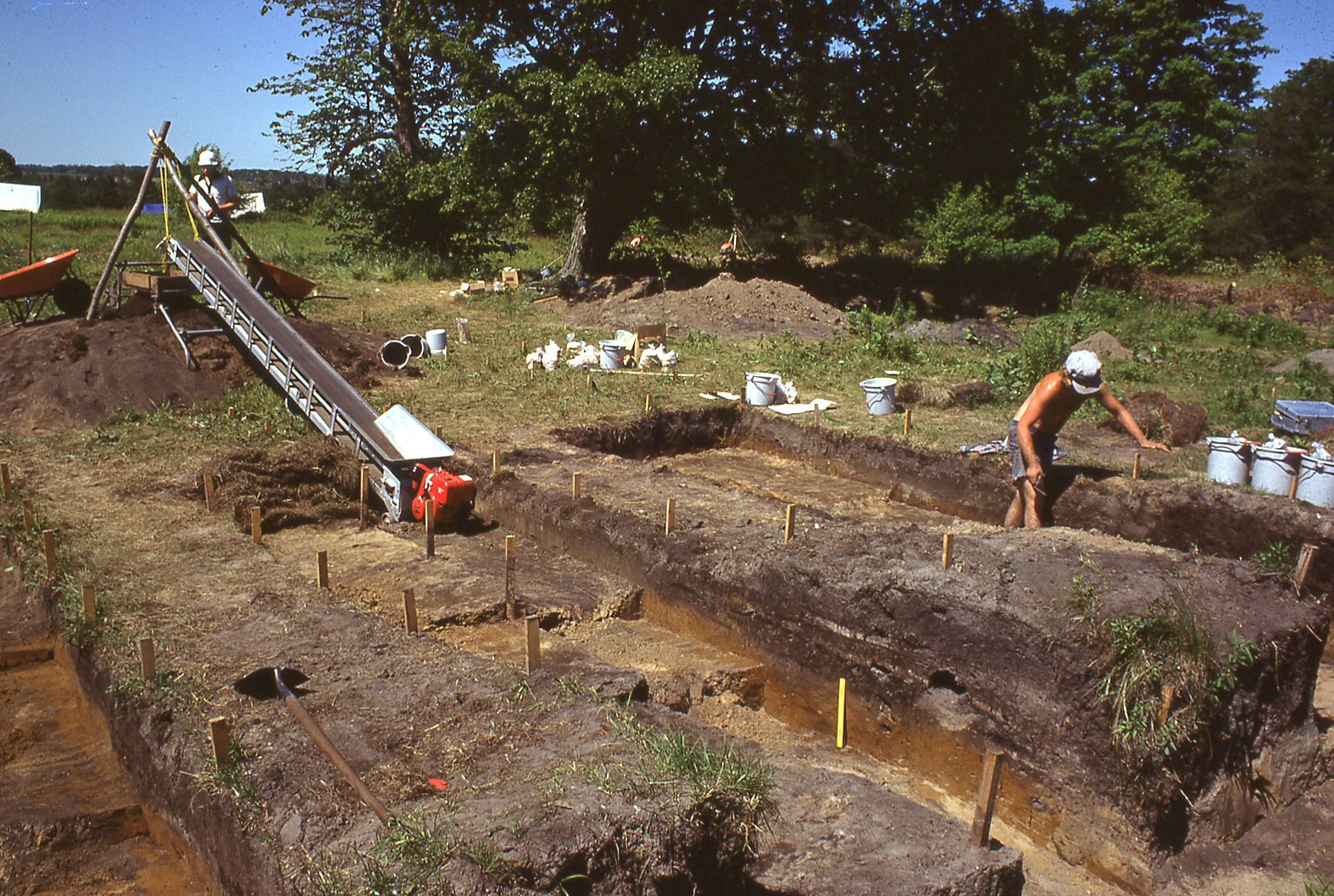 Digging Middens on the Draper Site | Bill Finlayson, Ph.D.